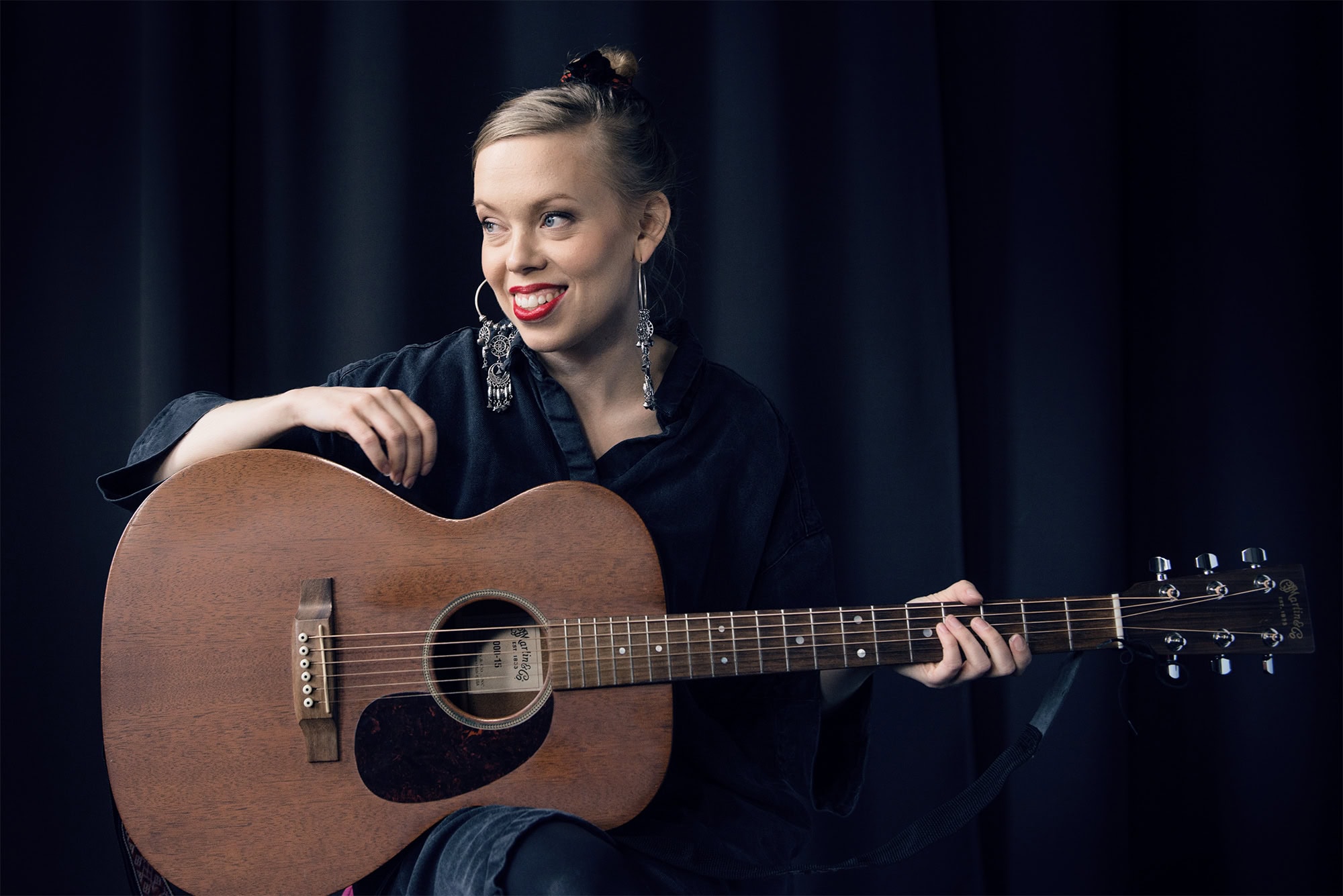 Kuuntele Viitasen Piian intiimi ja herkkä versio levynsä duettobiisistä ...