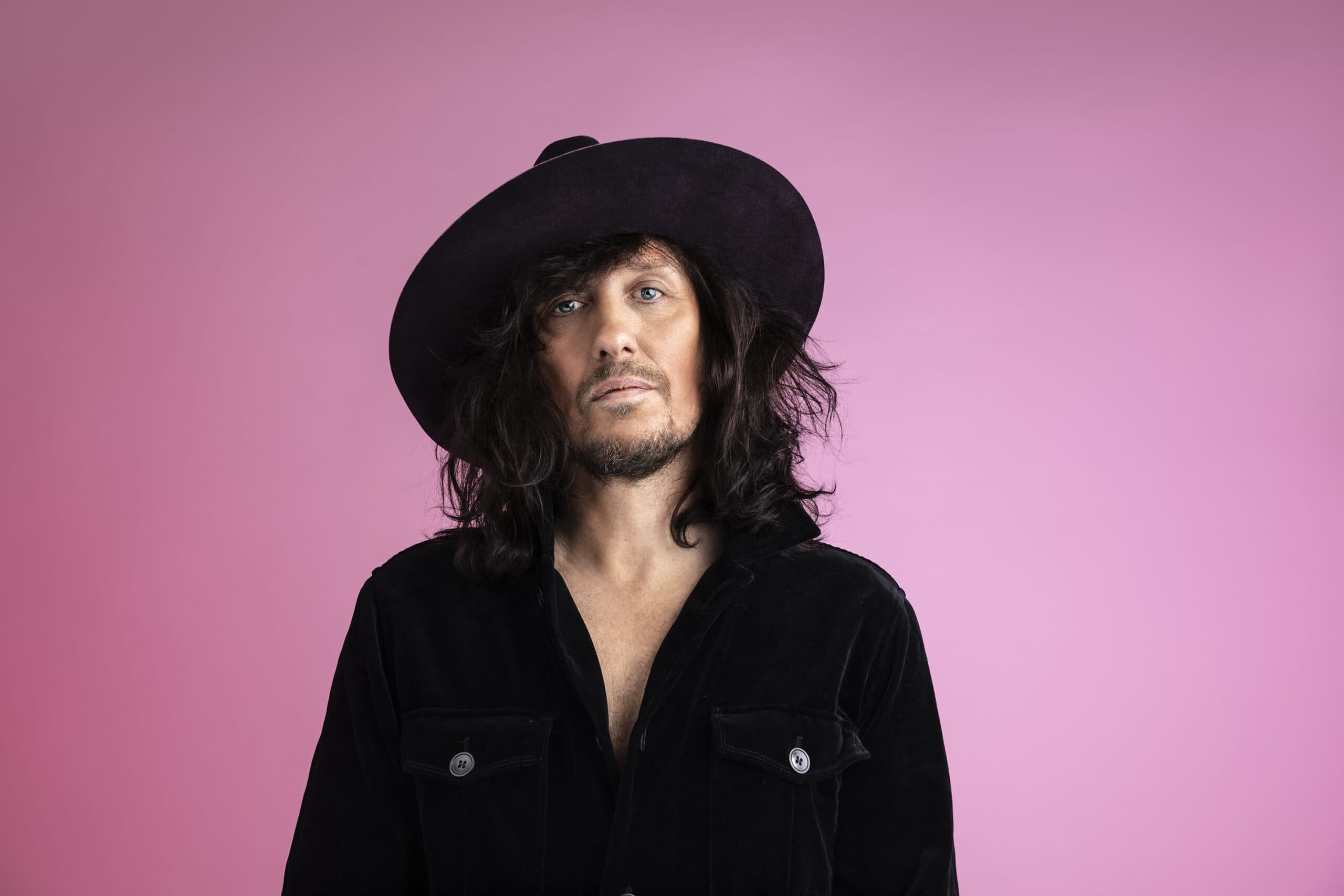 Sami Yaffa sooloilee – tällainen on legendan ensimmäinen single ...