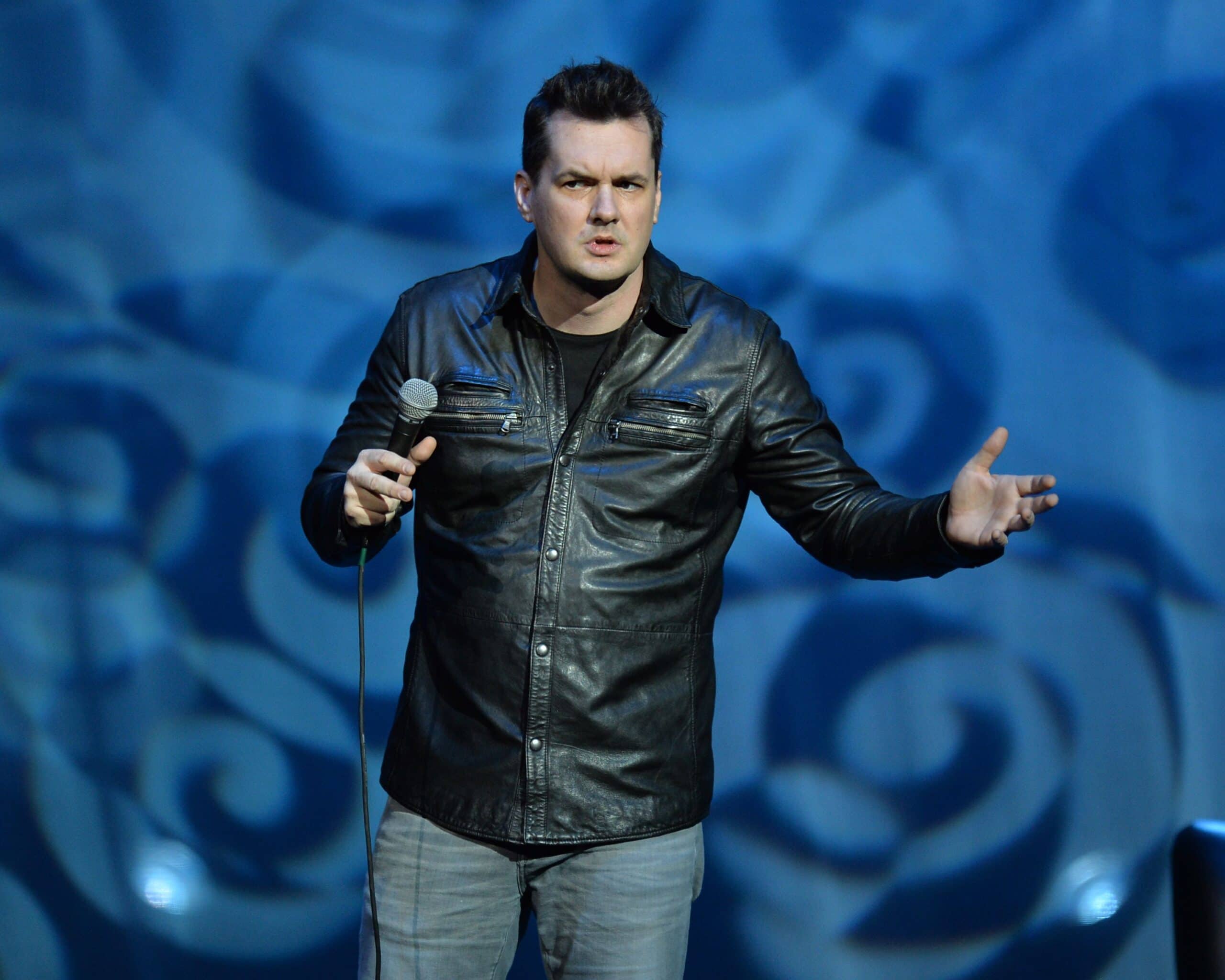 Rääväsuukoomikko Jim Jefferies saapuu Suomeen - Rumba.fi