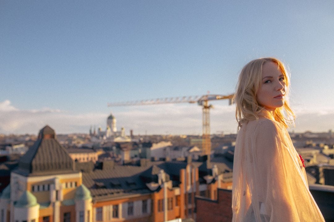 Pehmeillä popkappaleilla ja valoisalla äänellään ihastuttava Maaria ...