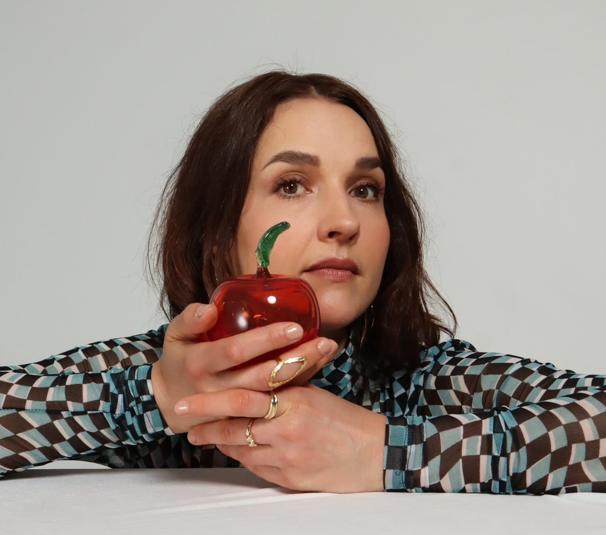 Musiikillisesti tinkimätön Iisa julkaisi kappaleen, jonka helpon ...