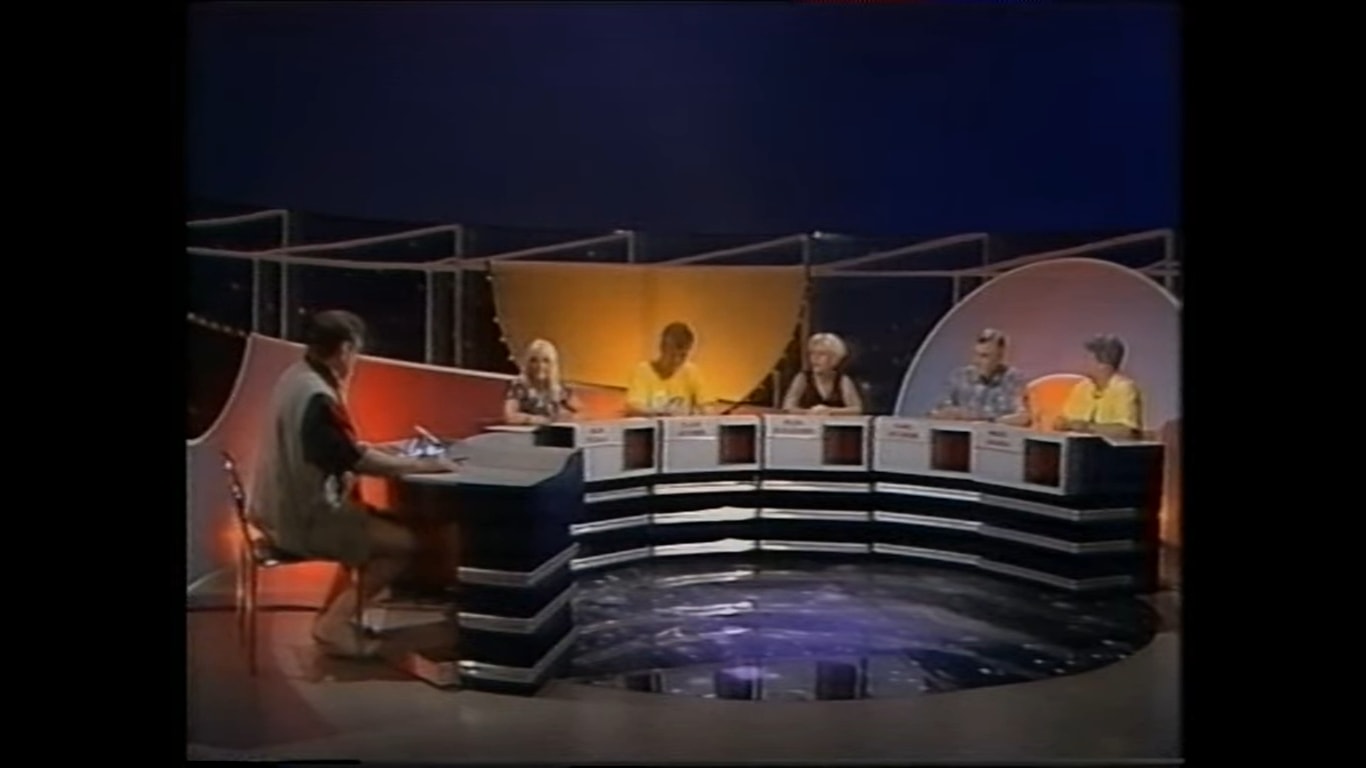 Legendaarinen Levyraati jatkuu ensi vuonna – nyt saatiin todellinen ...