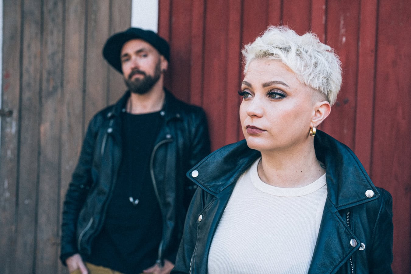 The Blankon Jakke Saarisen ja Anna Halmetojan yhtye laulaa uusista ...