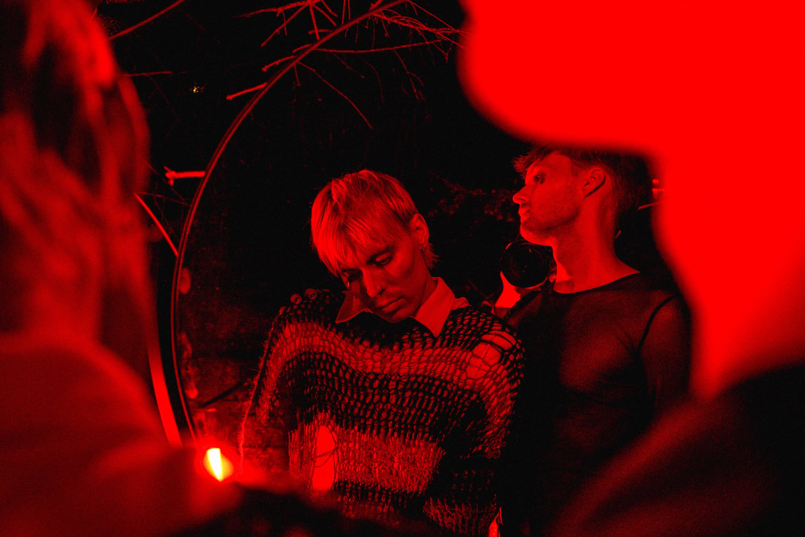 Kyyt käsittelee ulkopuolisuuden tunnetta uudella singlellään - Rumba.fi