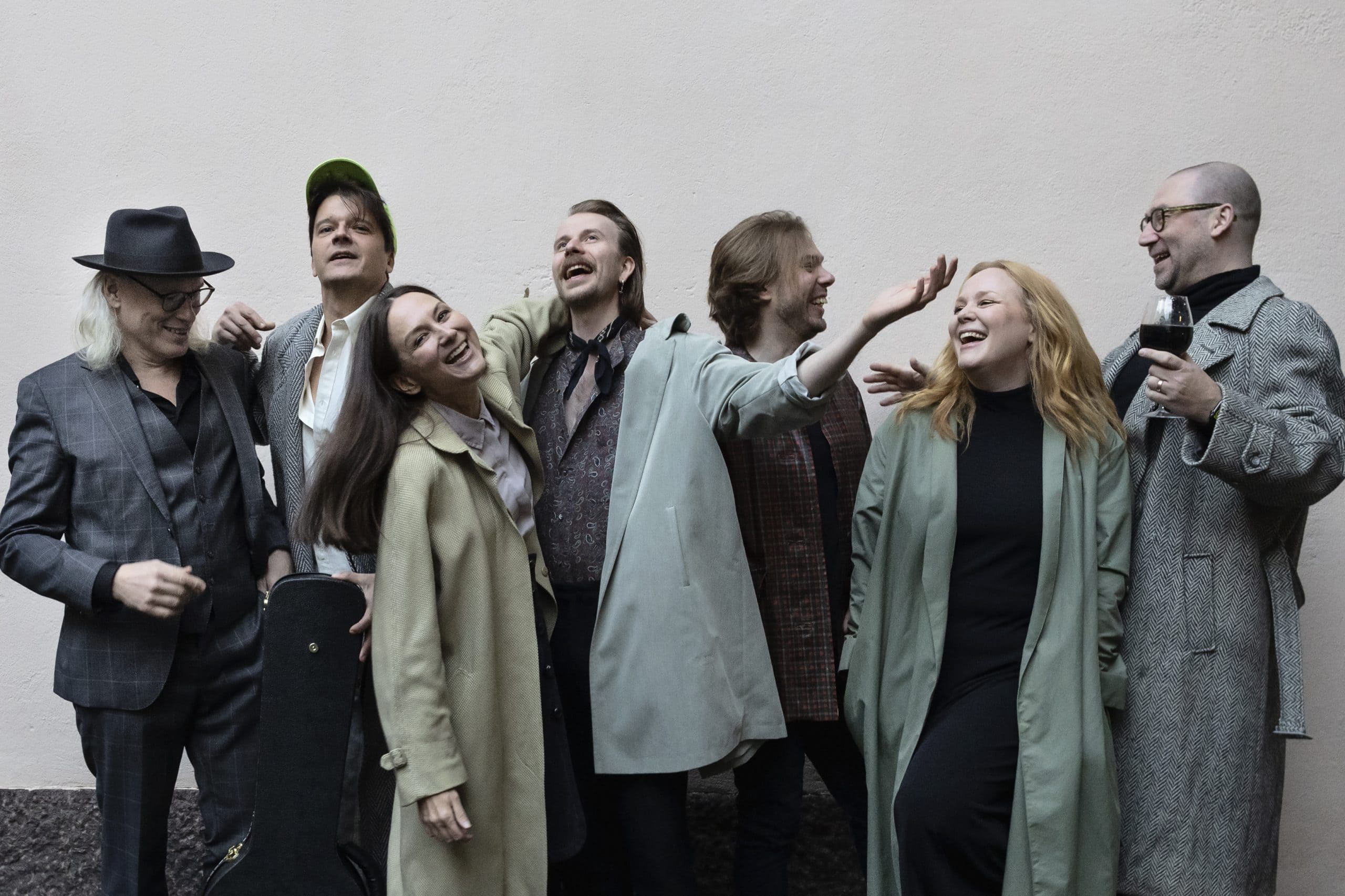 Scandinavian Music Group aktivoitui – uuden levyn myötä tiedossa ...